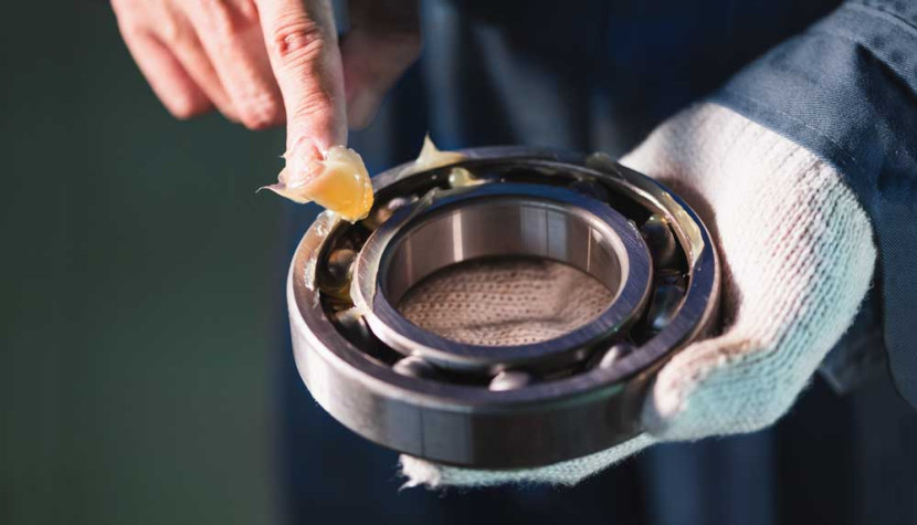 How to Determine the Consistency of Grease using NLGI