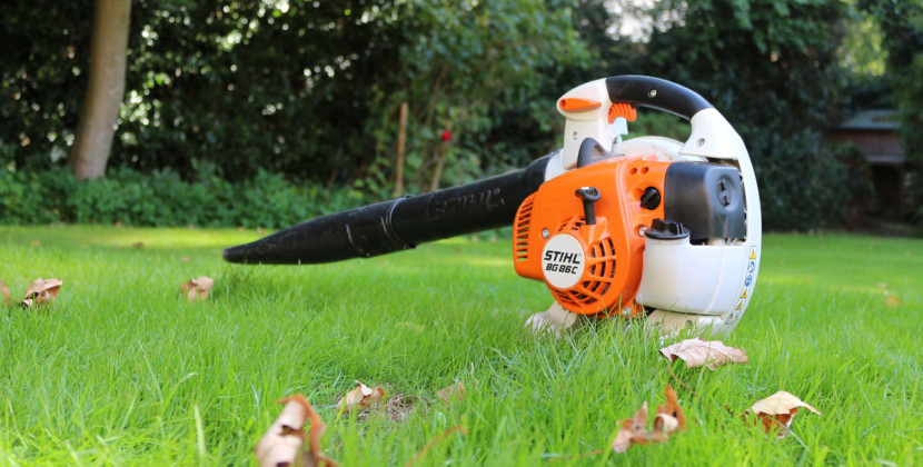 How to Use a Leaf Blower Safely