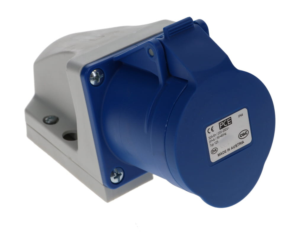 240V 32 Amp Wall Mount Socket